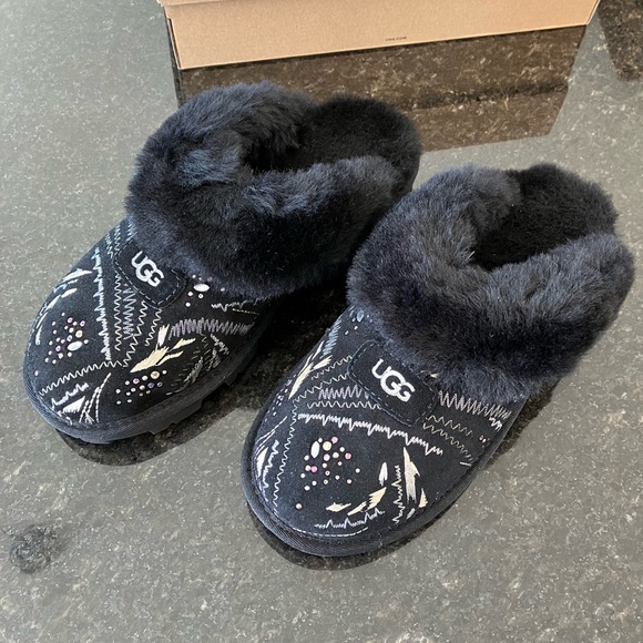 UGG | Shoes | New Ugg Coquette Gold Burst Slippers Black Cozy Slipons ...